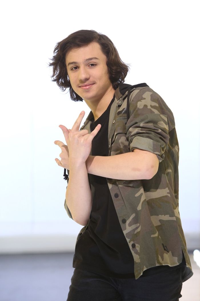 Povestea emoționantă a lui Cristian Moldovan de la X Factor. Tânărul ...