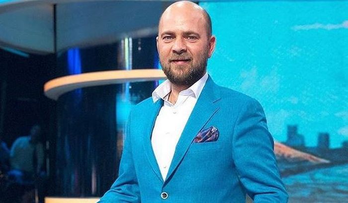 Cosmin Seleși a suferit o intervenție chirurgicală. Prezentatorul s-a ...