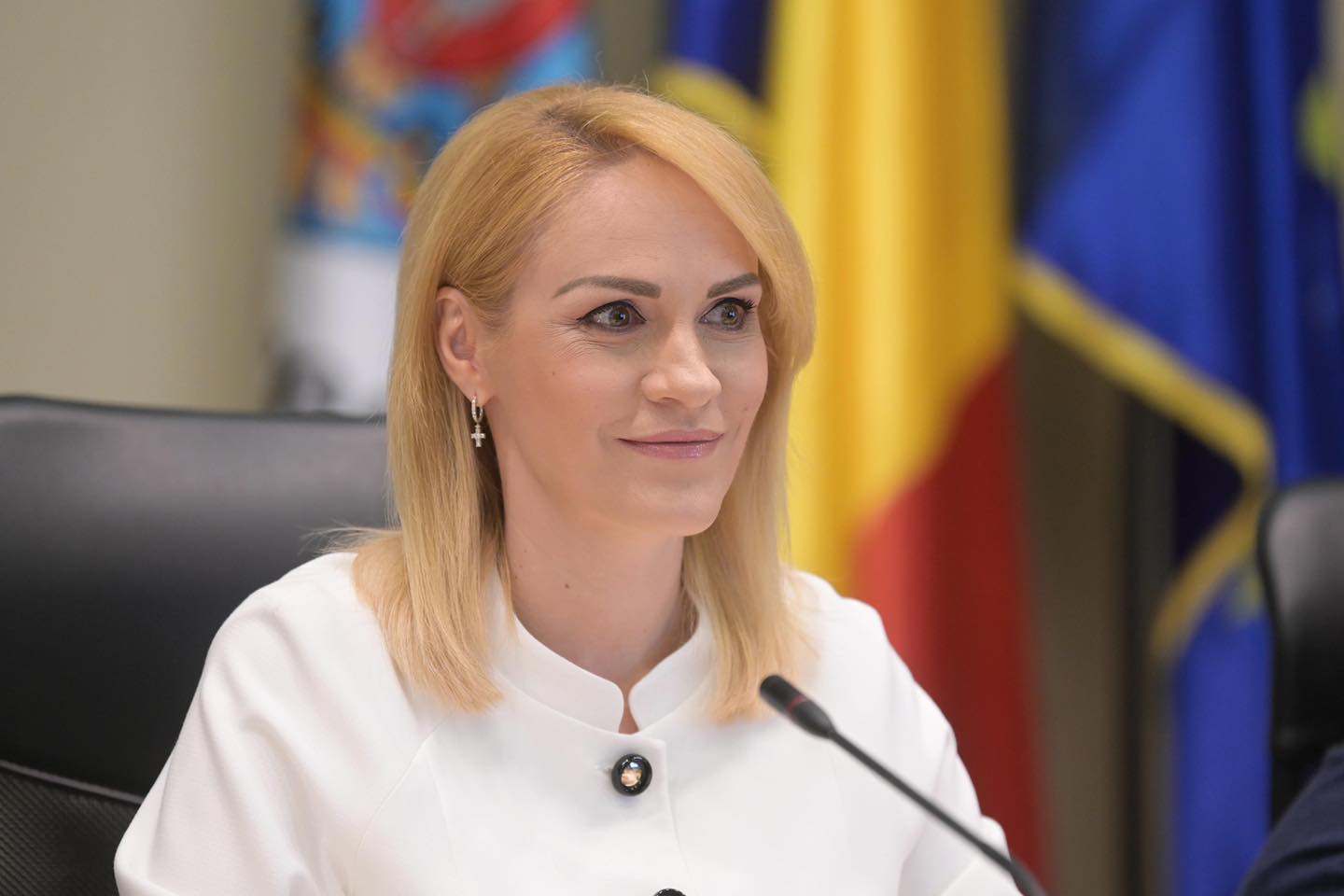 Momente de panică la Primăria Capitalei! Gabriela Firea ar fi chemat ...