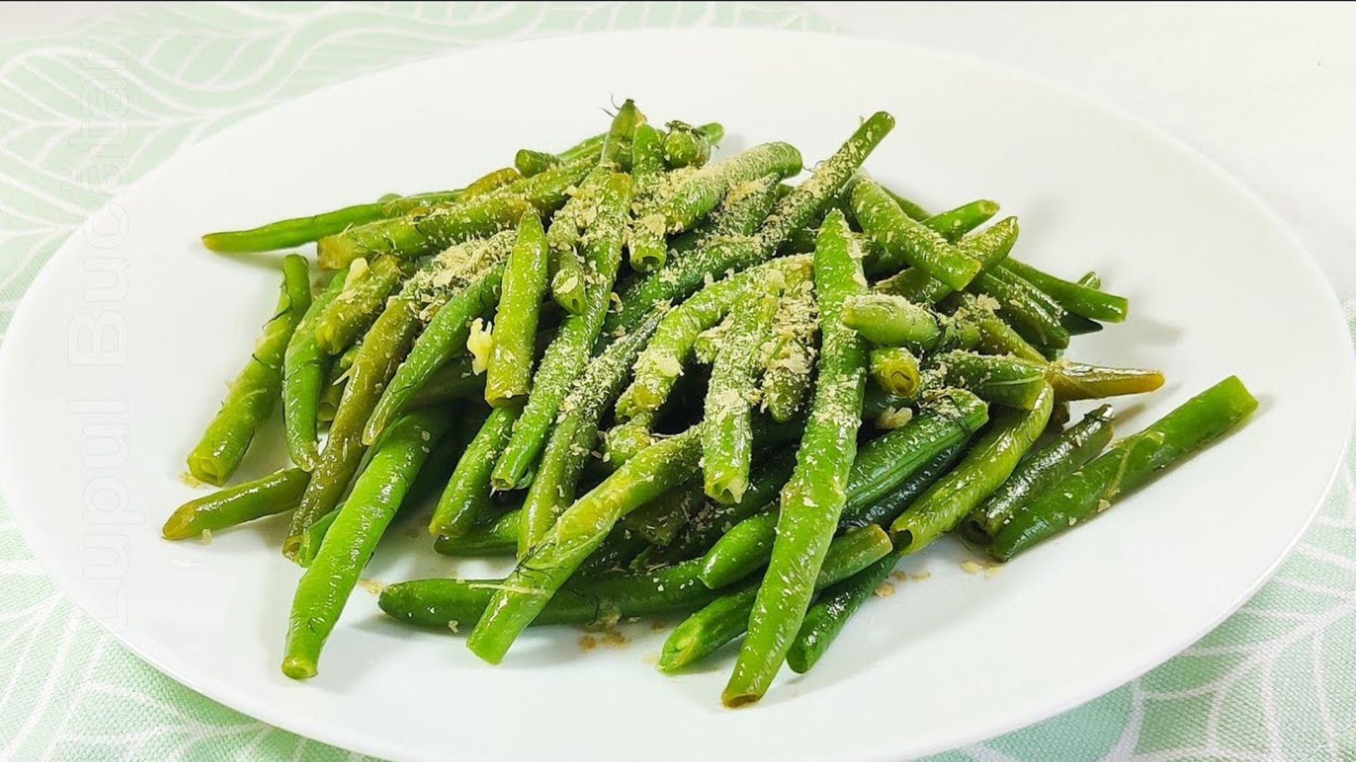 Rețetă de fasole verde la tigaie. Un preparat delicios de sezon | Viva.ro