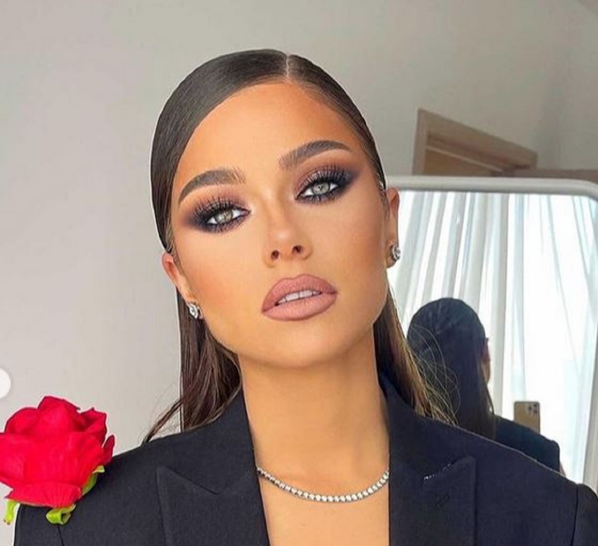 Theo Rose se confruntă cu probleme în sarcină: ”Am fost pe perfuzii, mi-a fost rău” | Viva.ro