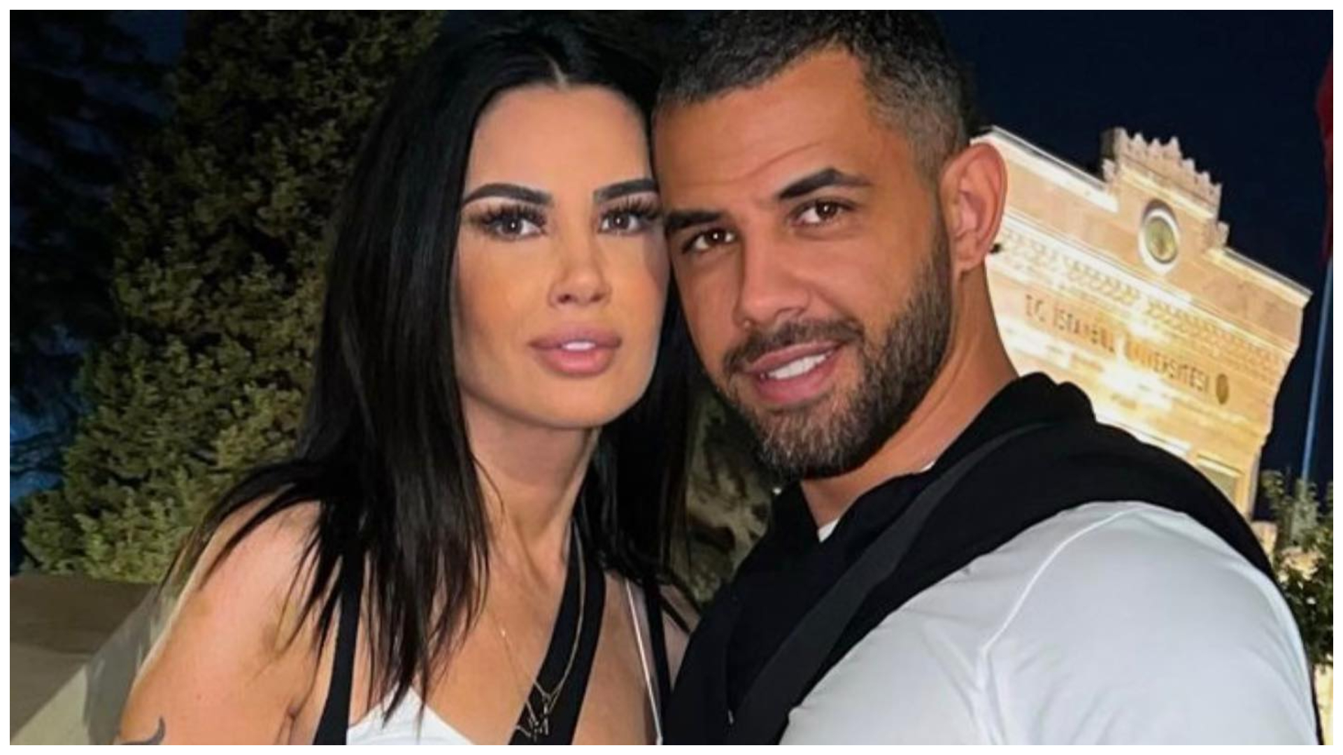 Oana Zăvoranu, adevăratul motiv pentru care divorțează de Alex Ashraf ... Oana Zăvoranu, adevăratul motiv pentru care divorțează de Alex Ashraf ...