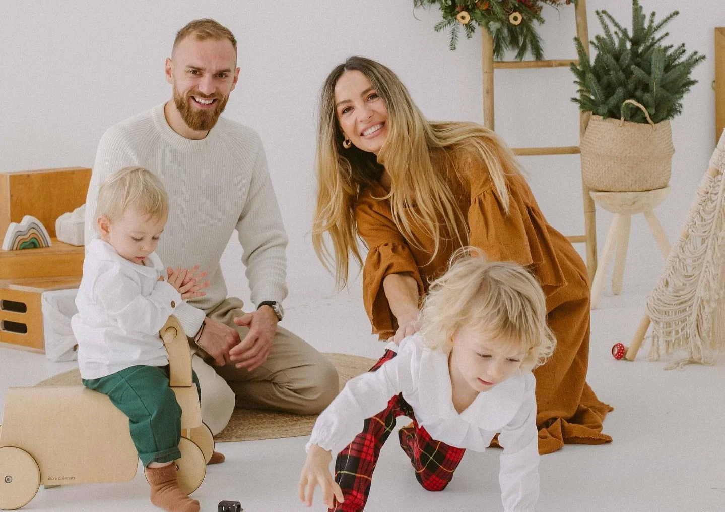 Ce se întâmplă cu cei doi copii ai Flaviei Mihășan, după despărțirea de ...