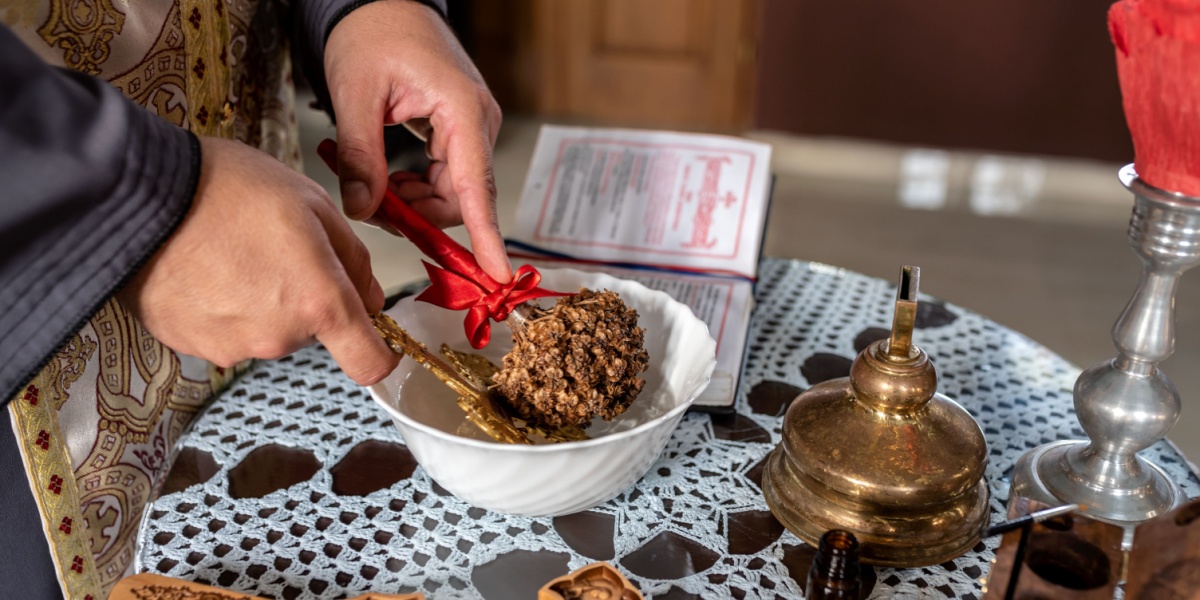 Când se pune busuioc sub pernă în 2025 | Viva.ro