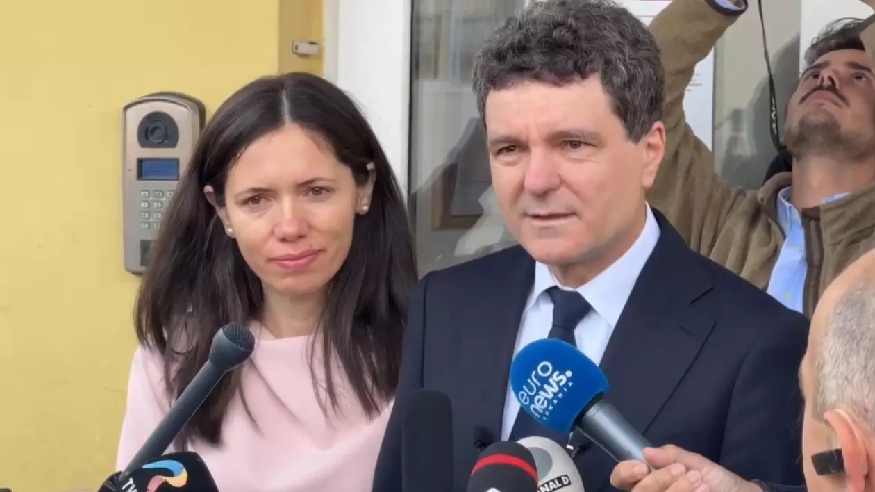 Nicușor Dan a votat în Făgăraș, orașul natal: "E un punct de cotitură ...